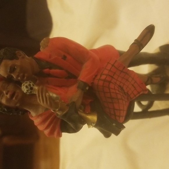 Other | Singing Figures | Poshmark
